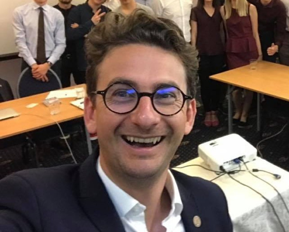 Calul Kemal, devenit viral pe internet. Povestea fotografiei lui Iulian ...