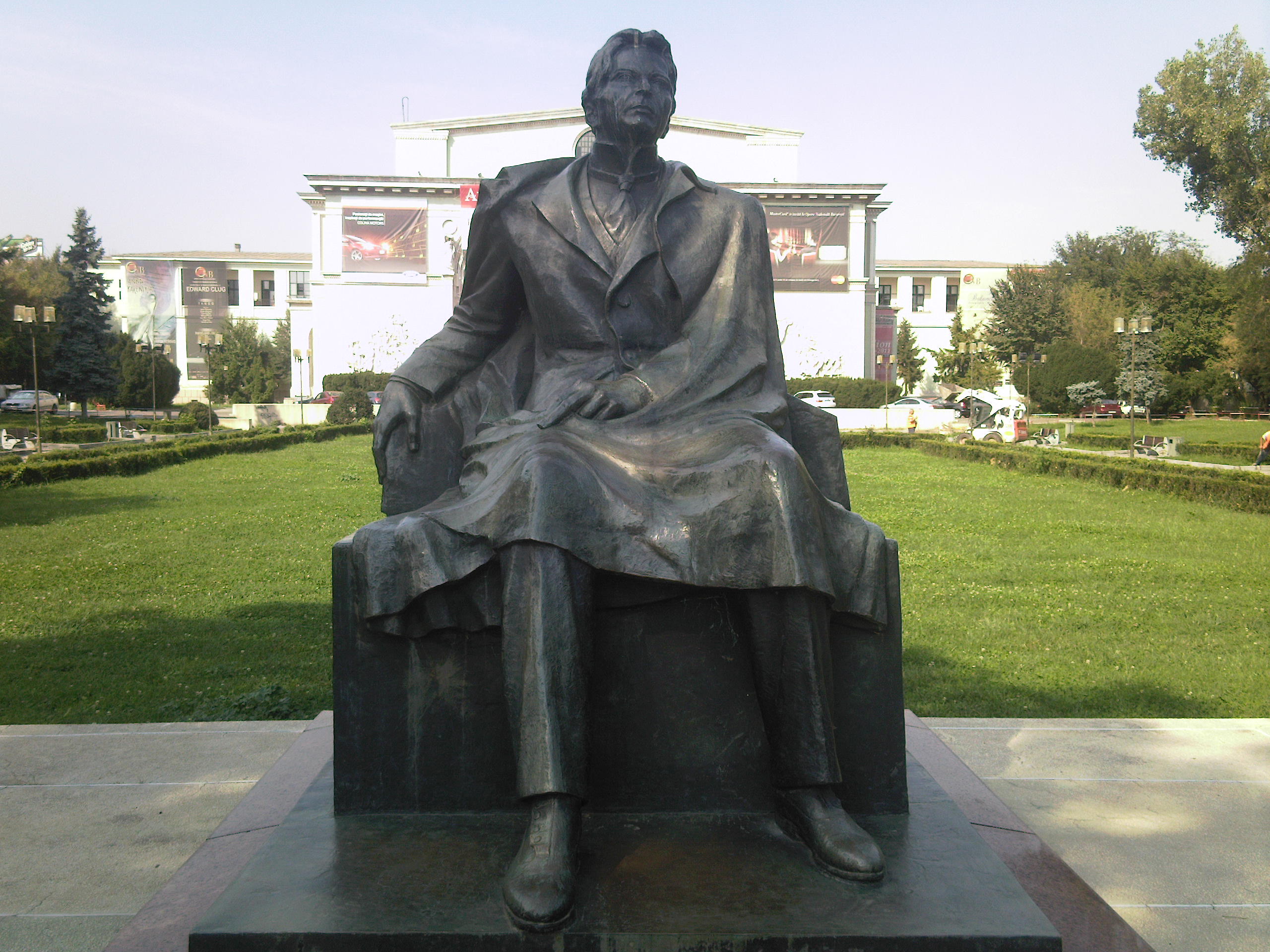 Omagiu: O piață din Paris va purta numele lui George Enescu