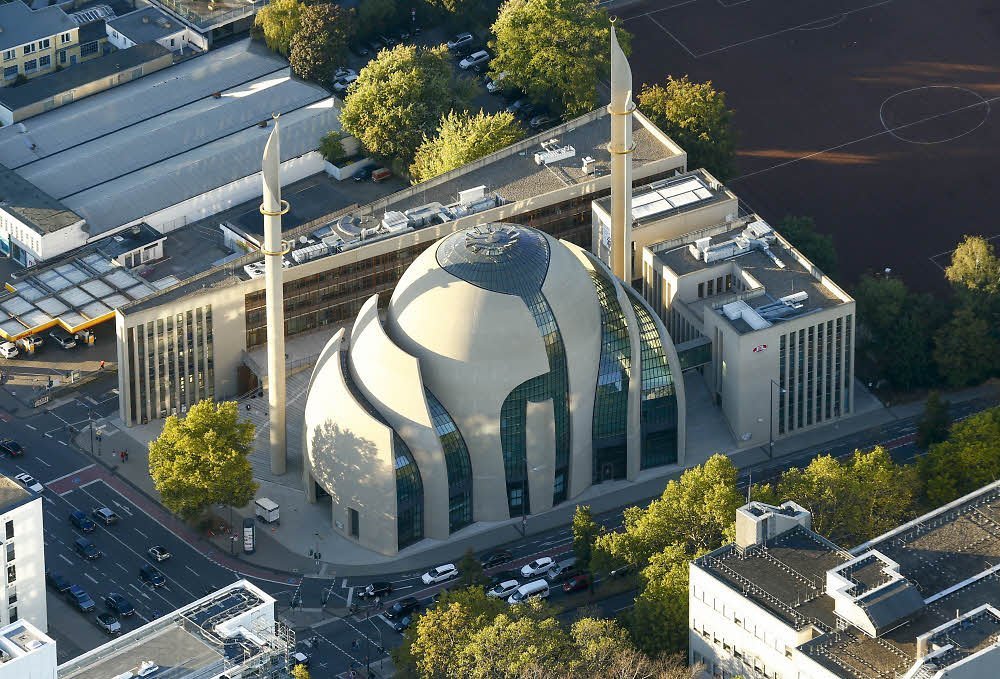 Ce le va fi permis celor 35 de moschei din Köln, în după-amiezile de ...