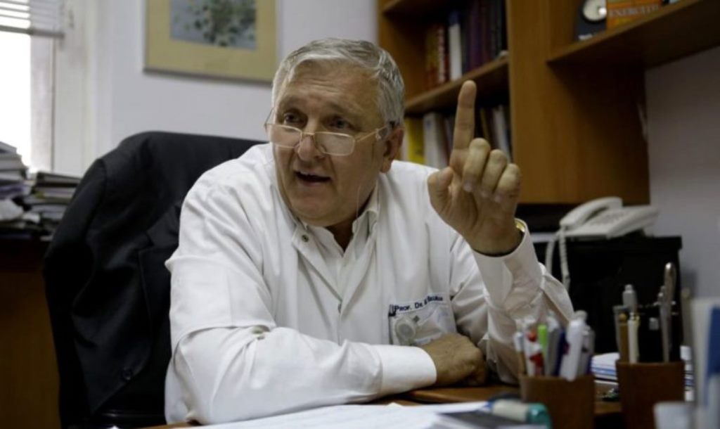Profesorul Mircea Beuran trebuie repus în funcția de șef al Secției de ...