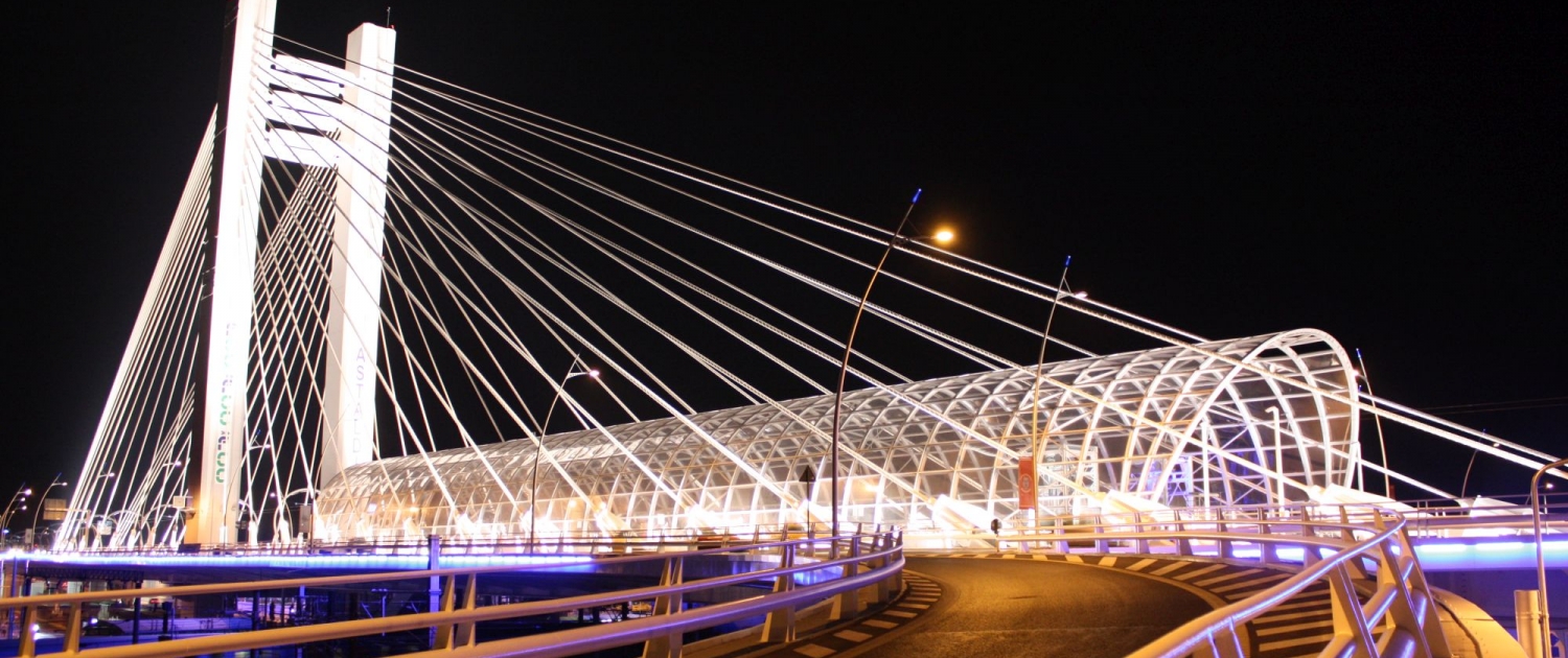 Explozie la o conductă de gaze, lângă podul Basarab din Capitală