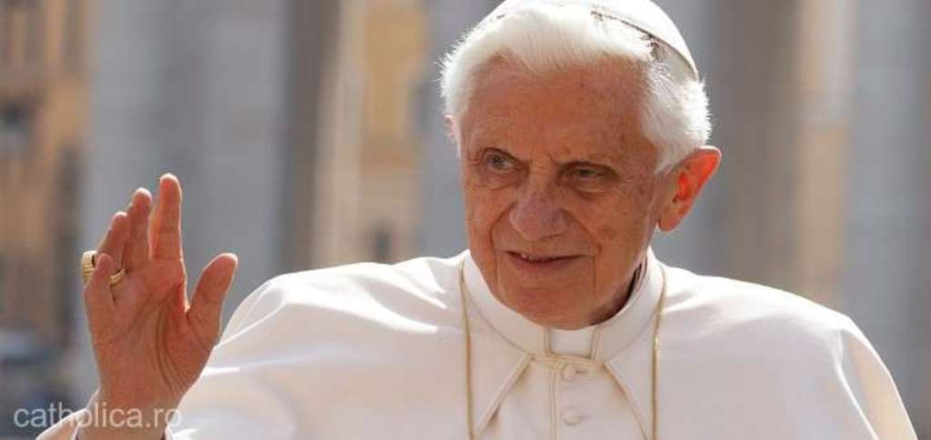Înmormântarea lui Benedict al XVI-lea, istorică, sobră, dar solemnă
