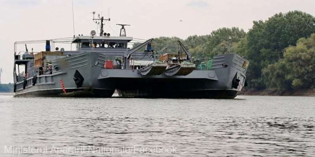 MApN: Un bac fluvial militar acționează începând cu 11 iunie la Galați