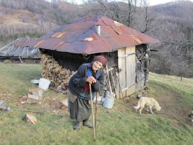 Baba Maria. O mână de om