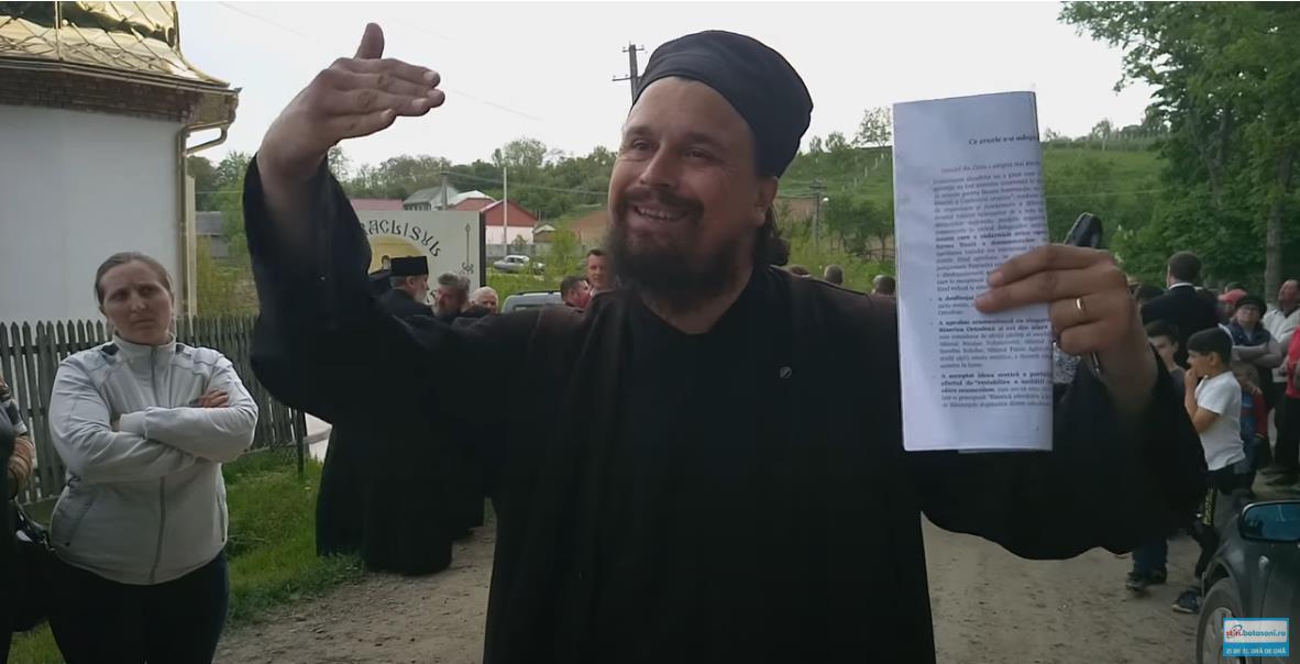 Un preot dat afară de Mitropolie e lăsat să slujească de judecători ...