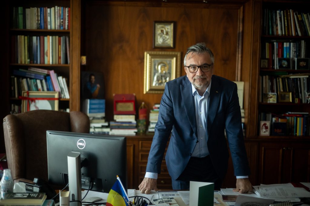 Ministerul Culturii refuză să furnizeze documente privind o "afacere de ...