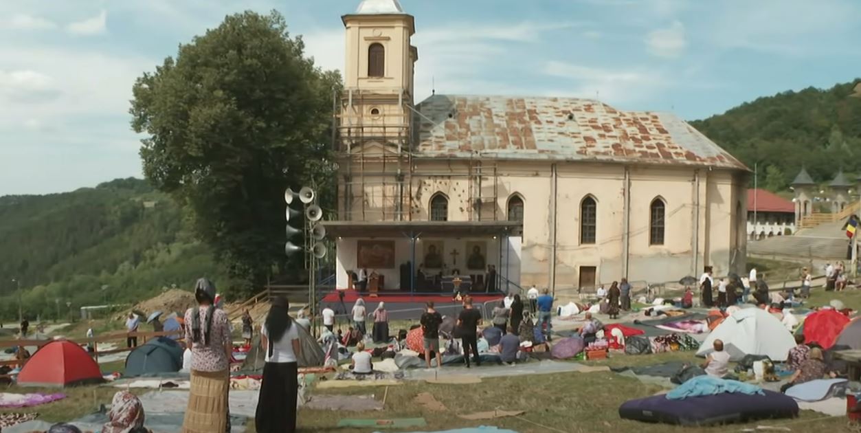 Sf. Maria 2023. Pelerinaj la mânăstirea Nicula, din Cluj. Când se ...