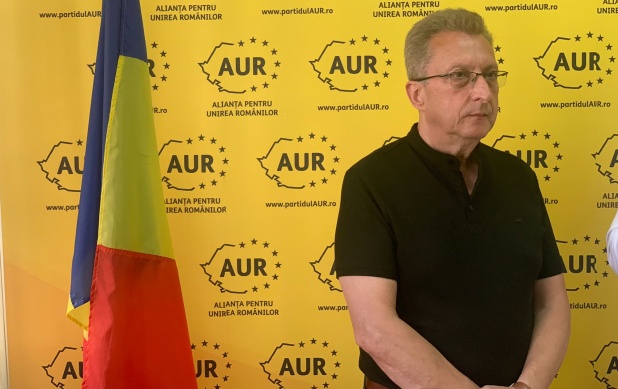 Lexus, Jaguar, conturi, investiții și o colecție impresionantă de ...