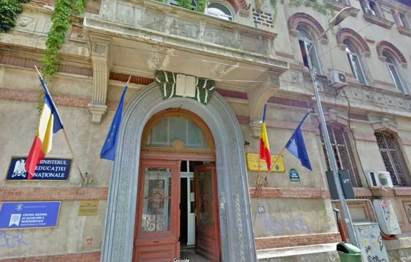 ARACIP, agenția care creditează școlile din România, funcționează ilegal