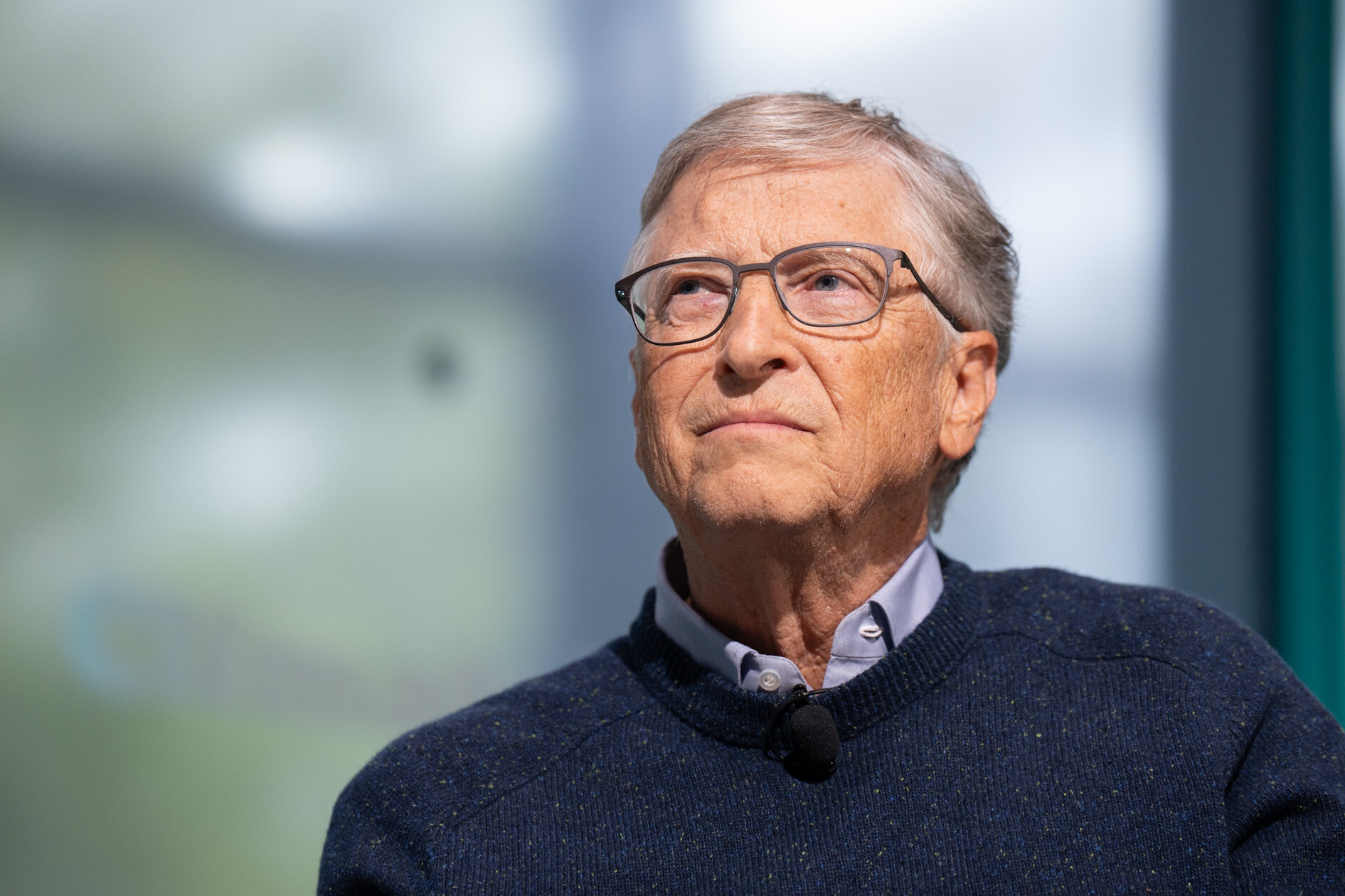 Bill Gates, despre noua etapă AI prin care va trece omenirea. Impact ...