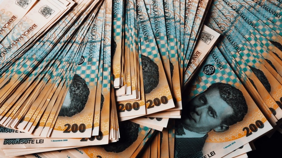 Statul se împrumută din nou de la populaţie. Ce dobânzi oferă la noua ...