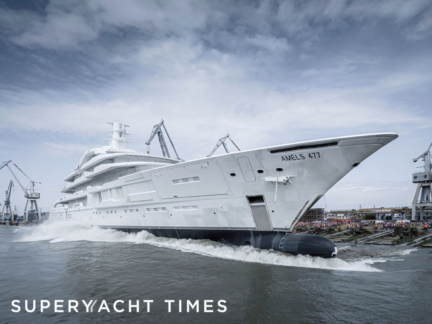 La „Damen” Galați se construiesc yahturi de lux. Prețul unui yaht de 80 ...