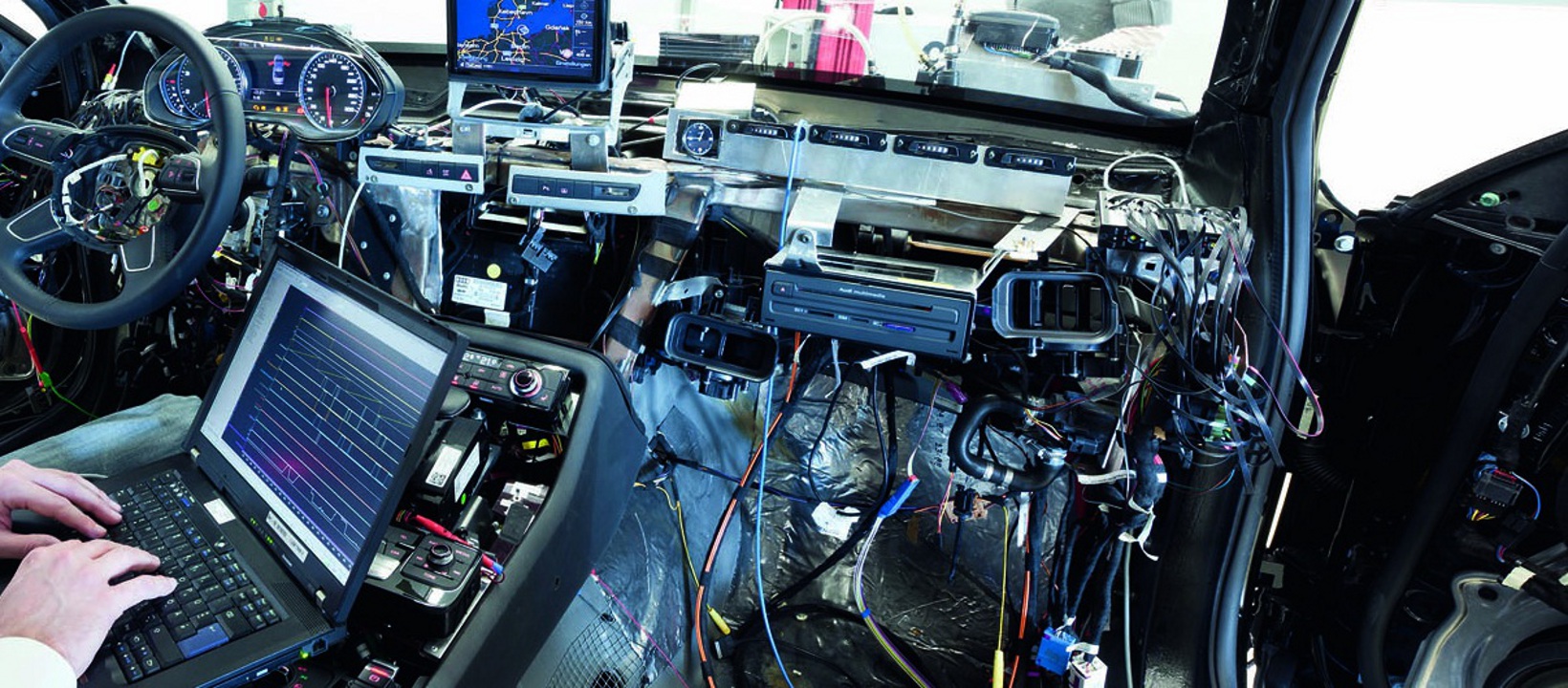 Componente auto mai puține