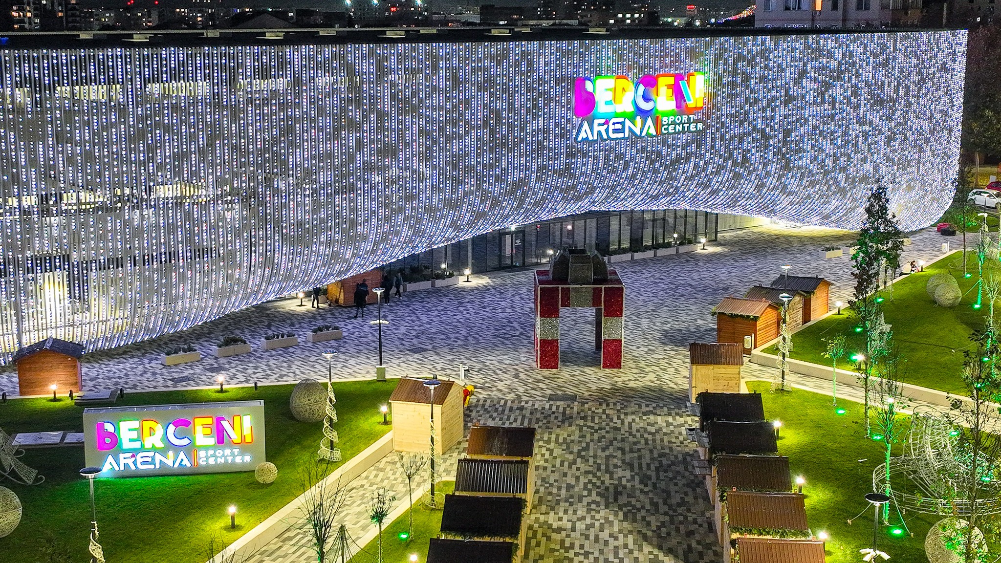 Primul patinoar din Sectorul 4 în ultimii 70 de ani s-a deschis ...