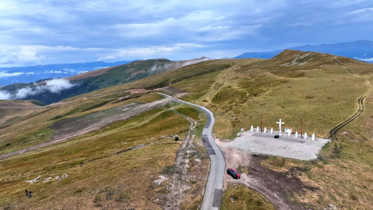 Cel mai vechi „drum pavat” din România, construit de daci, va fi restaurat