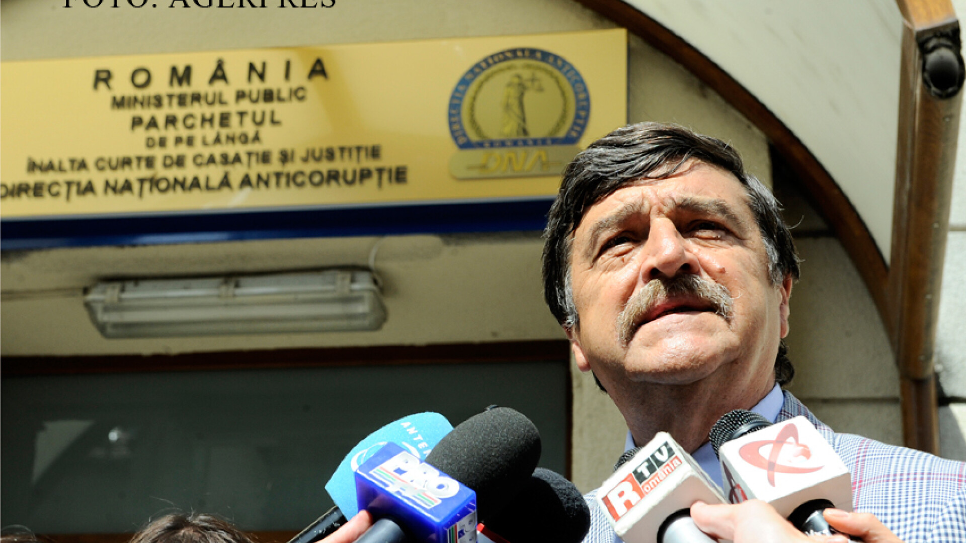 Toni Greblă vrea, cât mai repede, să ajungă ambasador într-o țară caldă ...