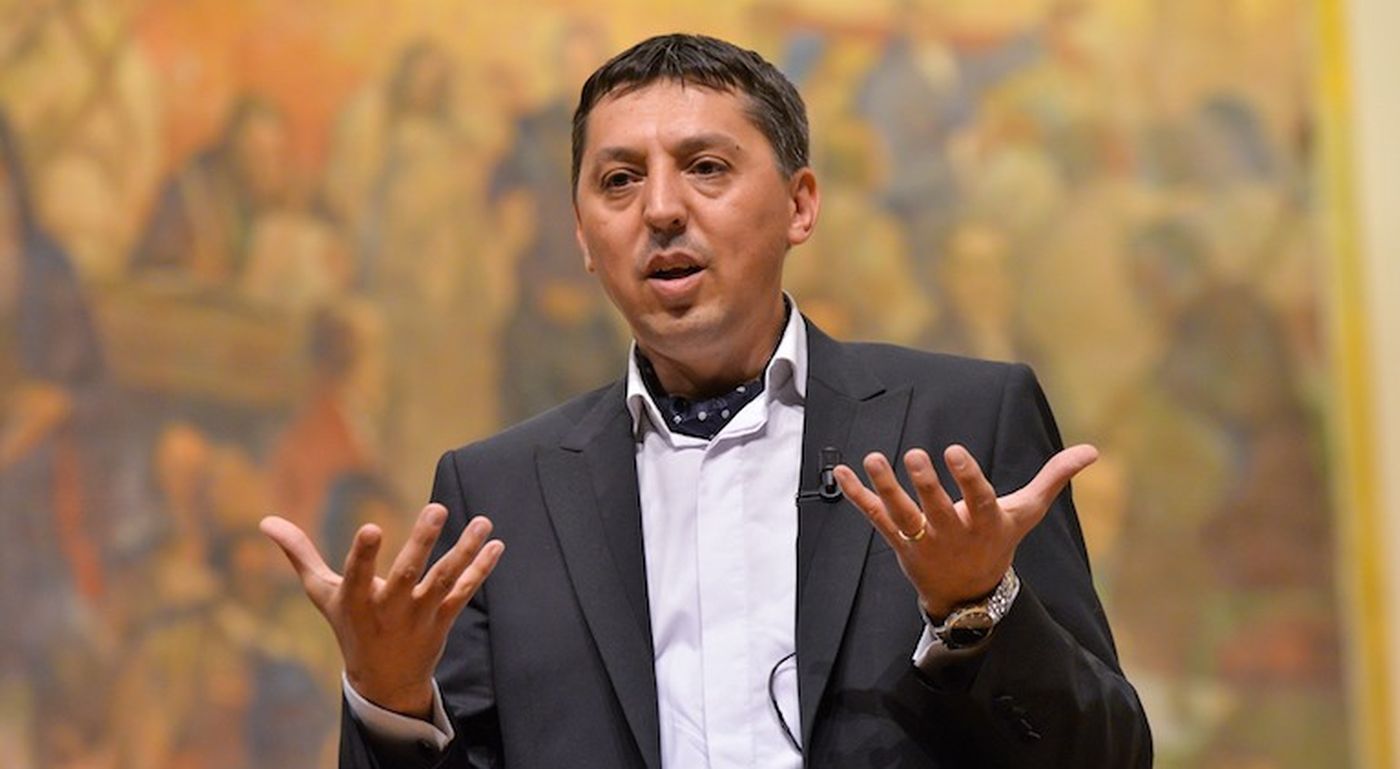 David către profesori: „Acum nu se schimbă bugetul, România are nevoie ...