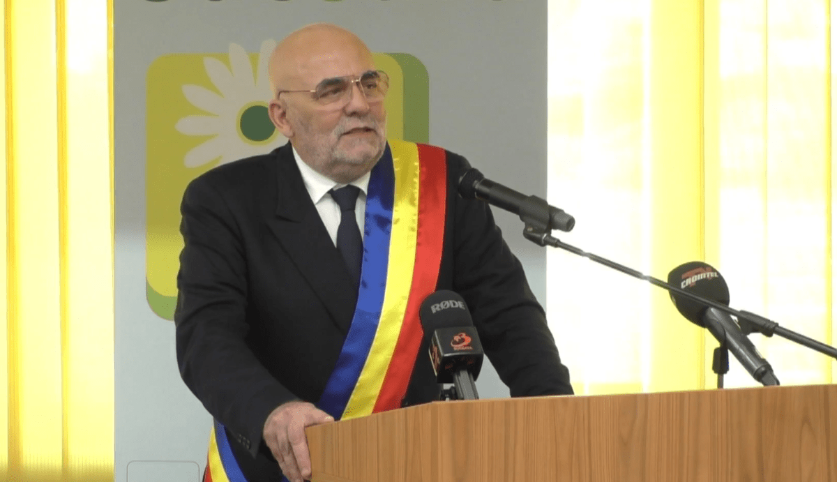 Suceava: Vasile Rîmbu rămâne primar, deși a fost condamnat la un an și ...
