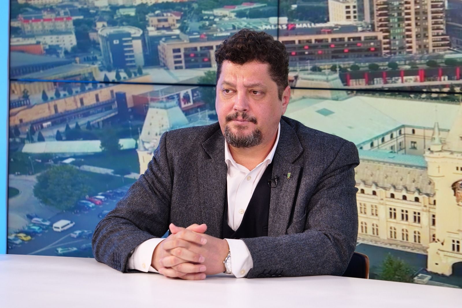 Bărcuța de AUR se scufundă? Simion zice una, Târziu alta: ” Georgescu ...
