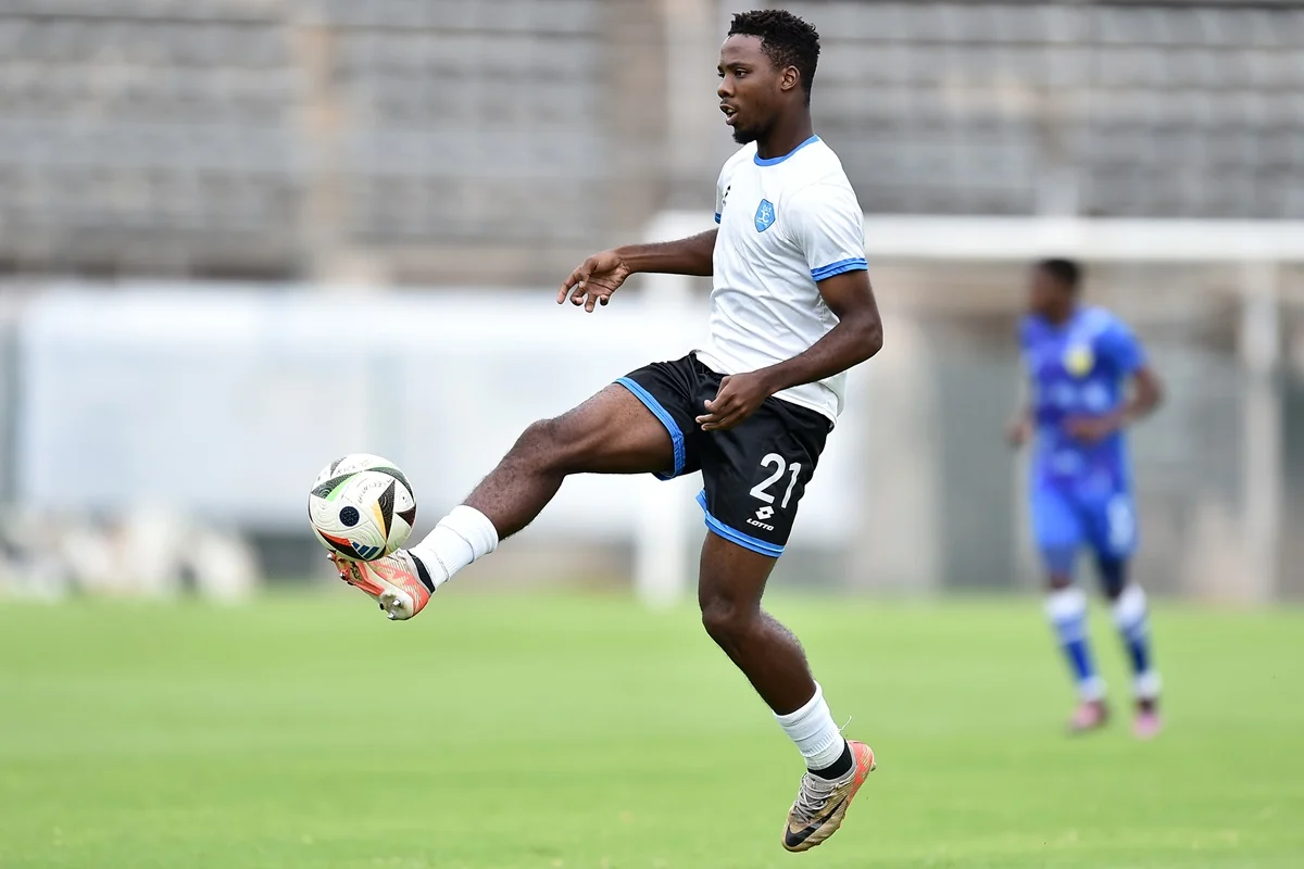 Fotbalist mort la doar 22 de de ani. I s-a făcut rău la încălzire ...