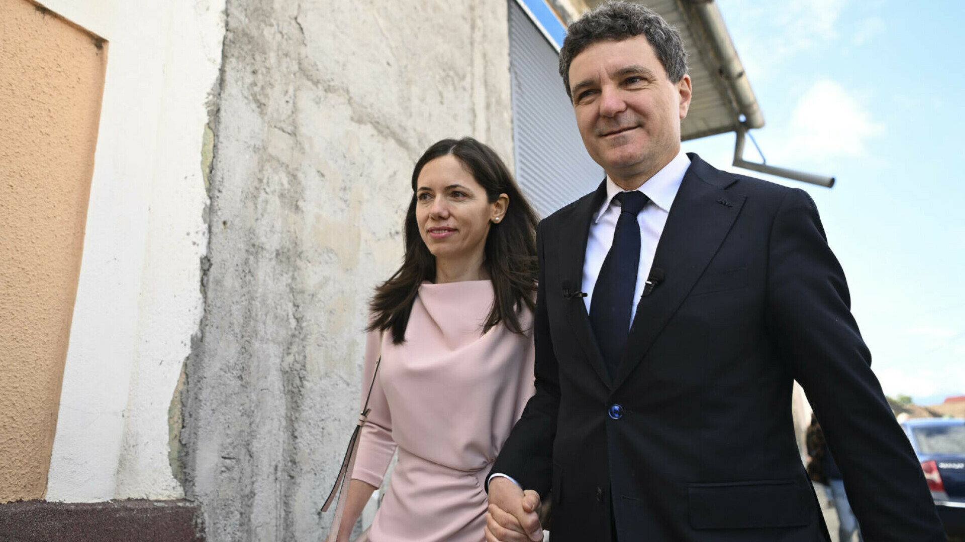 Povestea discretă de iubire dintre Nicușor Dan și Mirabela Grădinaru