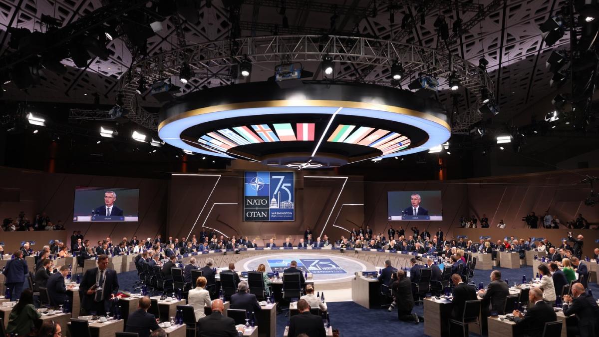 Summitul NATO 2025: România vrea un loc la masa marilor decizii