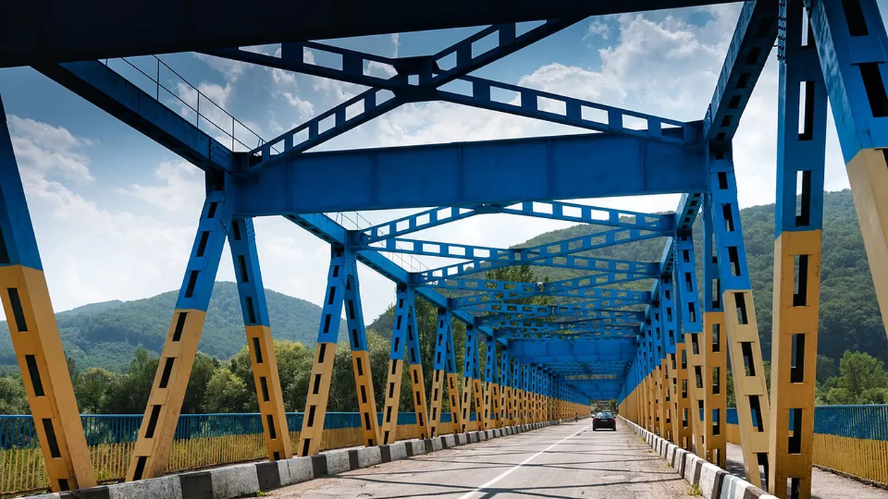 Ucraina construiește un pod către viitor. O nouă poartă spre Uniunea ...