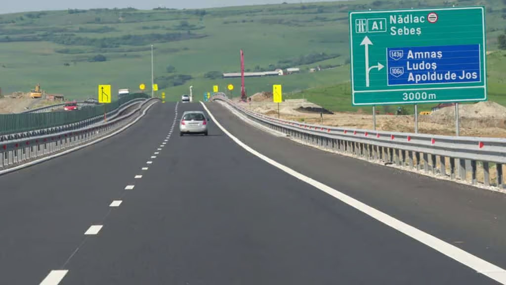 Zilele următoare va fi deschis un nou tronson de autostradă