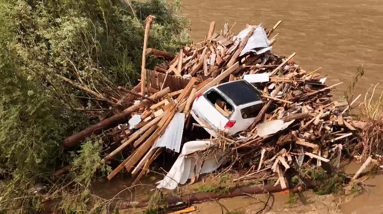 Suceava, sub ape: Intervenție de amploare în Broșteni