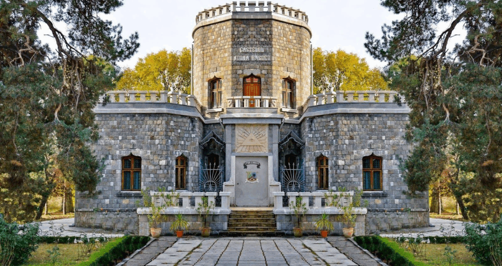 Unic în lume: Templul spiritist din România, construit de tatăl Iuliei ...