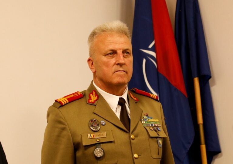 CSA Steaua în derivă administrativă: comandantul clubului anunțat că nu ...