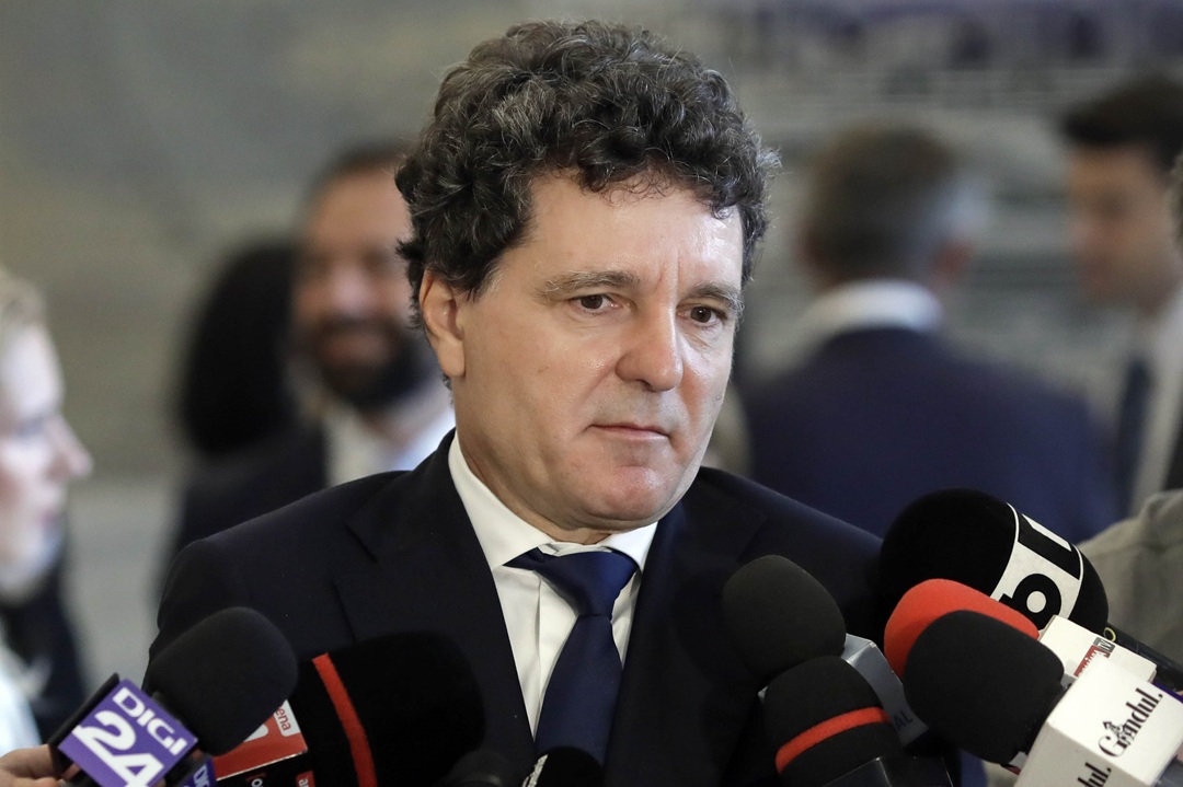 Preşedintele a promulgat legea privind activitatea ANRE, ASF și ANCOM