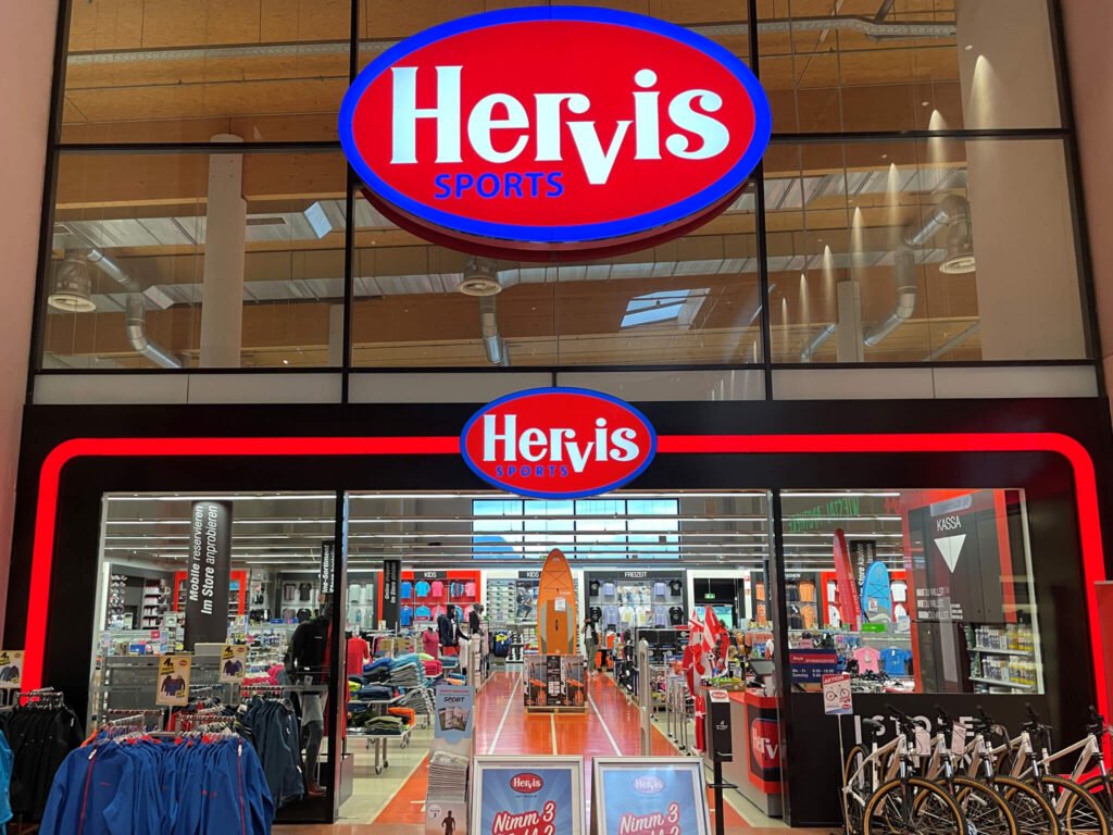 După pierderi uriașe, Spar renunță la Hervis. Magazinele din România ...