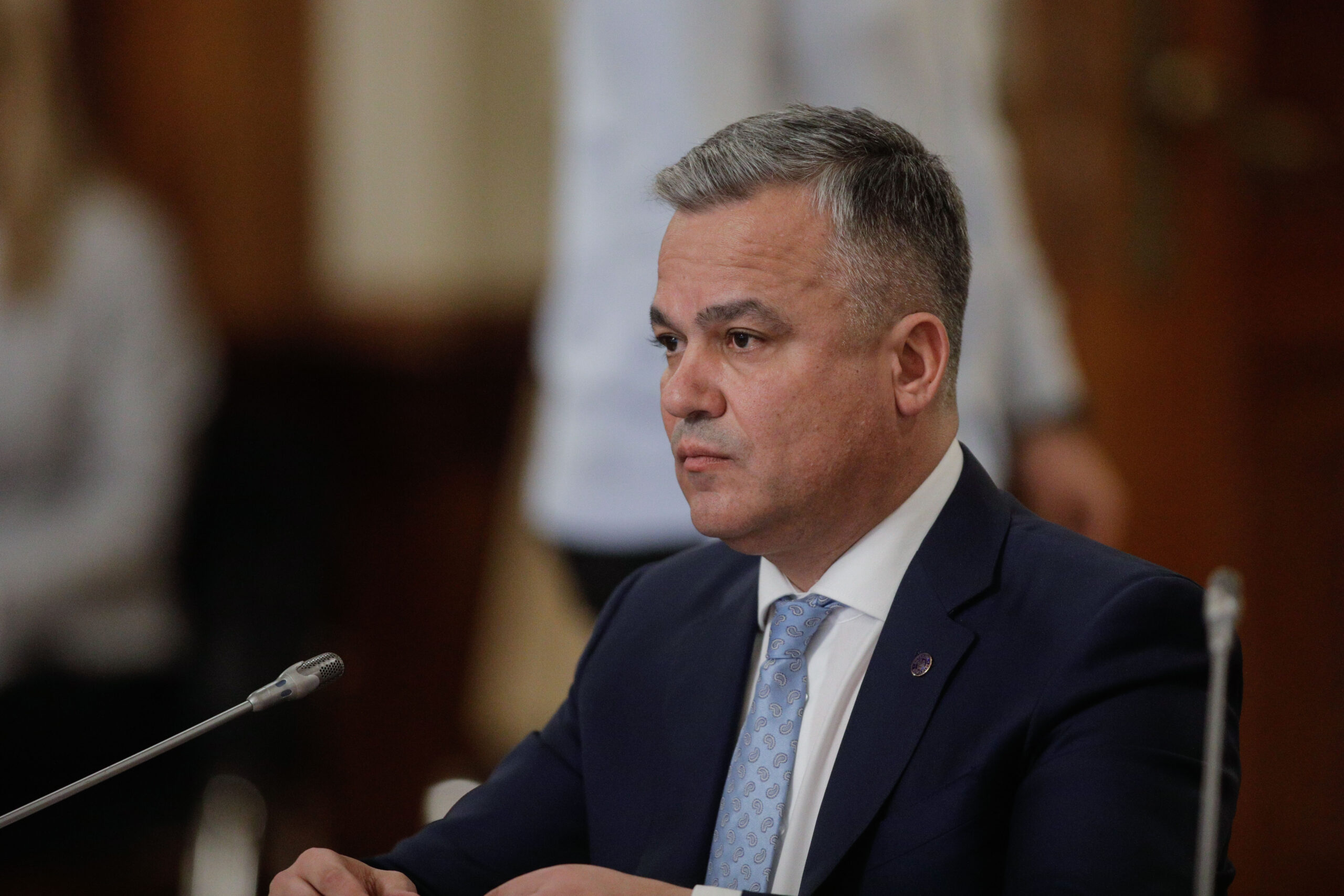 Adrian Veștea avertizează că PNL riscă să devină „brelocul USR” după ...